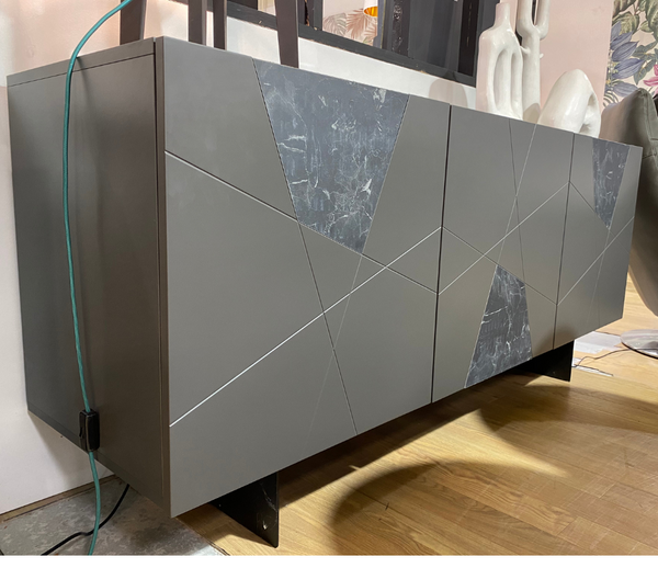 Buffet Adely 3 portes - Design contemporain et fonctionnalité - Souffle ...